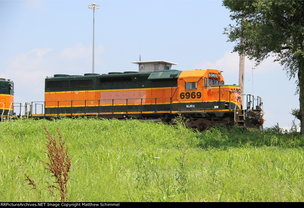 Ex-BNSF SD40-2